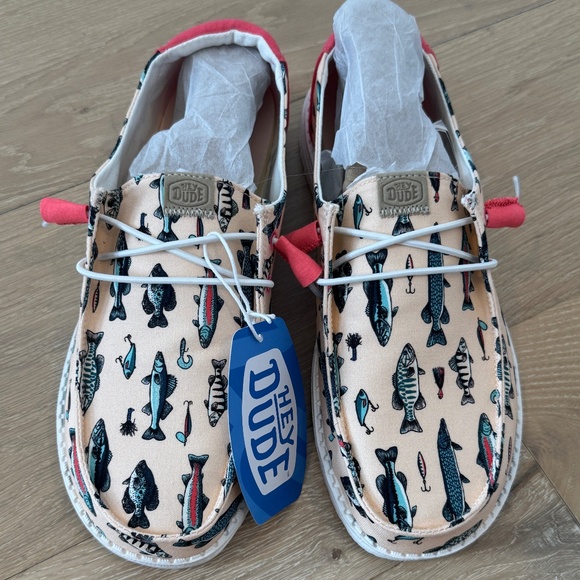 Hey Dude | Shoes | Nwt Hey Dude Wendy Fish Lure In Bubblegum Sz W ...